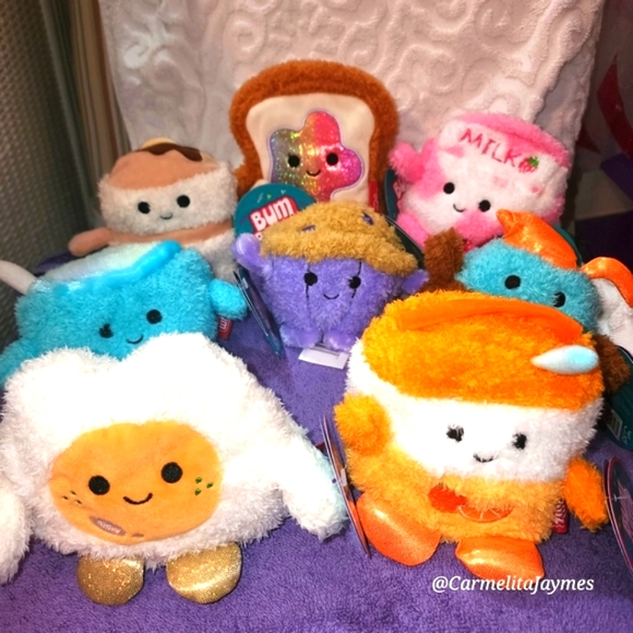 Kellytoy | Toys | Breakfast Bum Bumz Exclusive Extras Set Of 8 Mini Bum ...